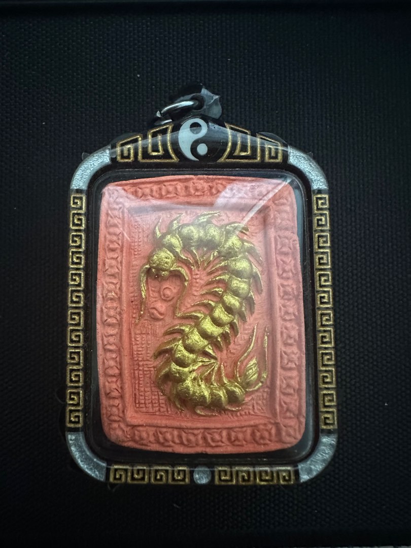 Archan Sub Takhab(Centipede) Amulet, Everything Else on Carousell