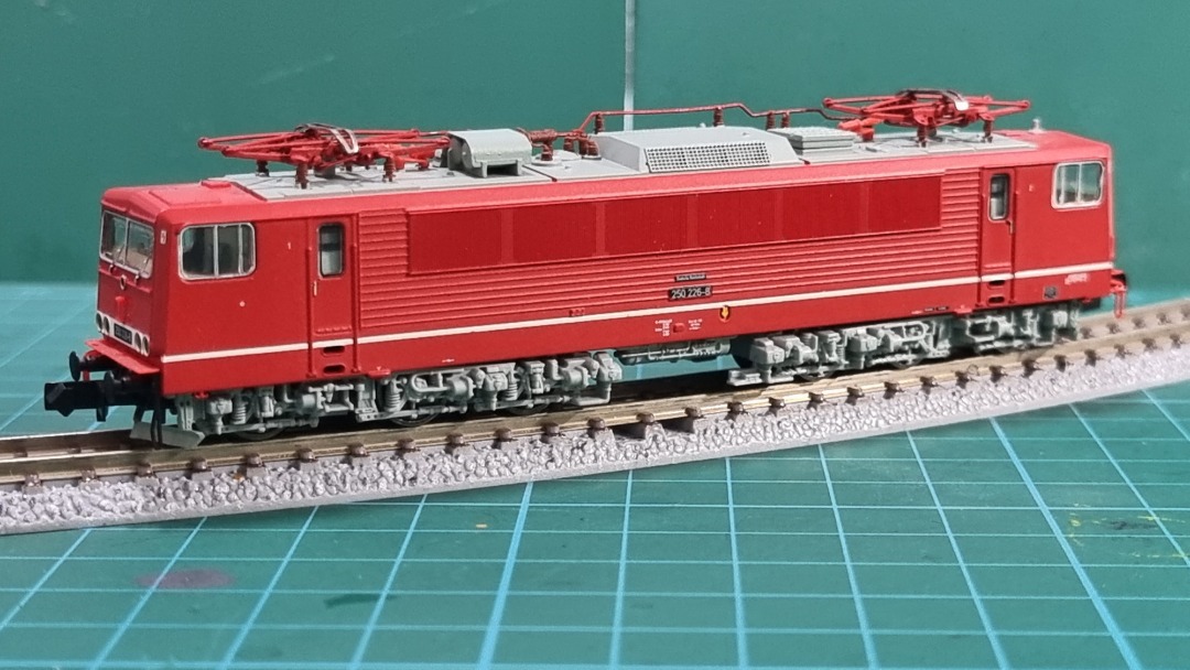 ARNOLD DR BR250 N-scale 9mm, Hobbies & Toys, Toys & Games on Carousell
