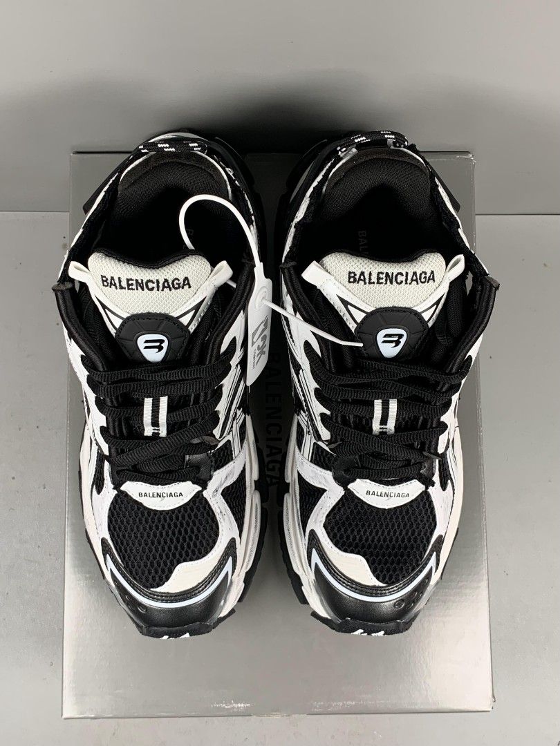 Balenciaga Track2, Men's Fashion, Footwear, Sneakers on Carousell
