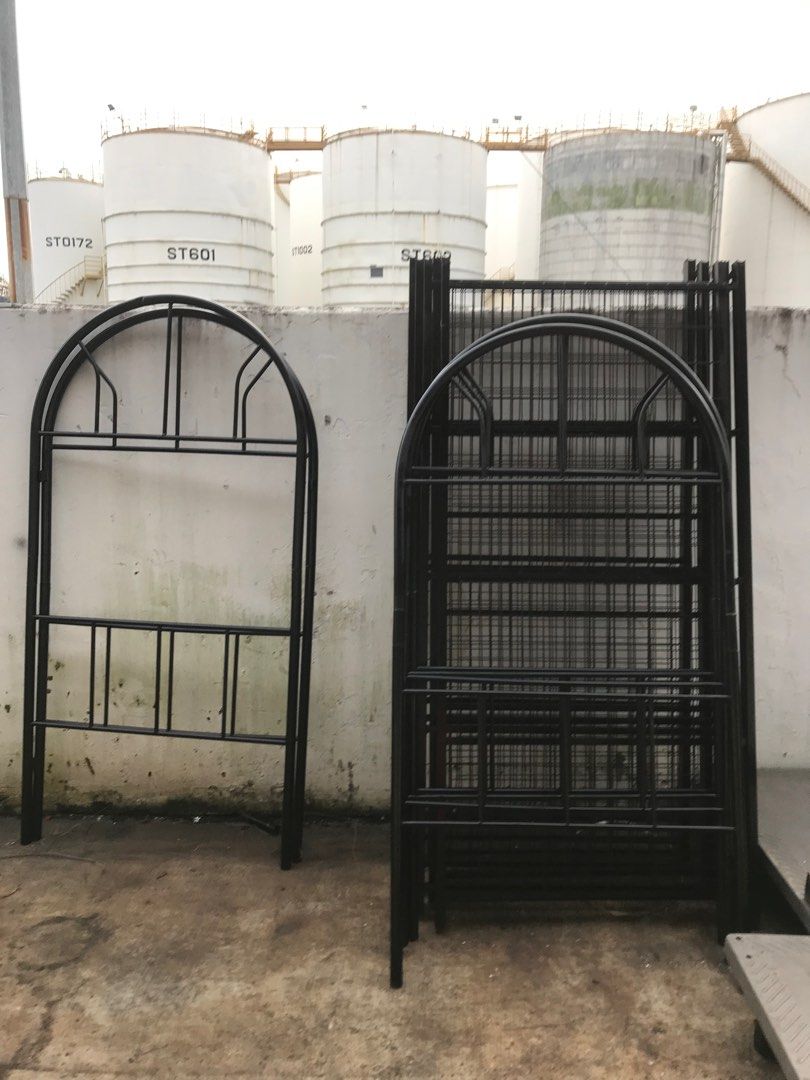 black metal bunk beds partial spray black , Furniture & Home Living ...