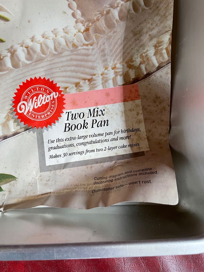 Book pan, Furniture & Home Living, Kitchenware & Tableware, Bakeware on ...