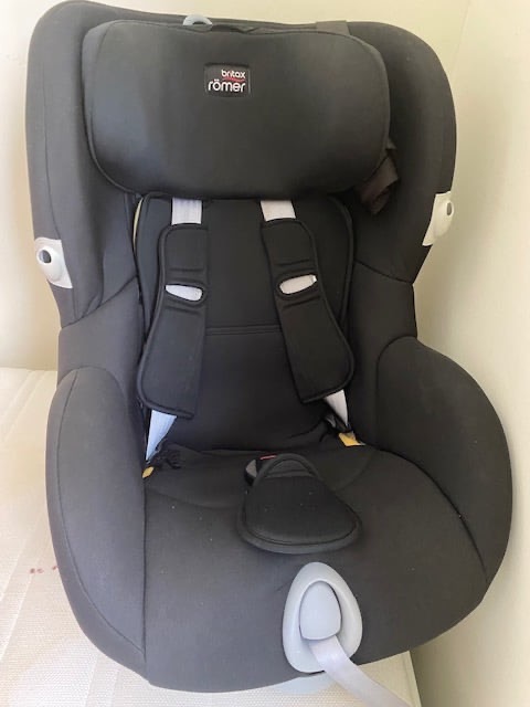 Britax Trifix - ISO fix car seat, Babies & Kids, Baby Nursery & Kids ...