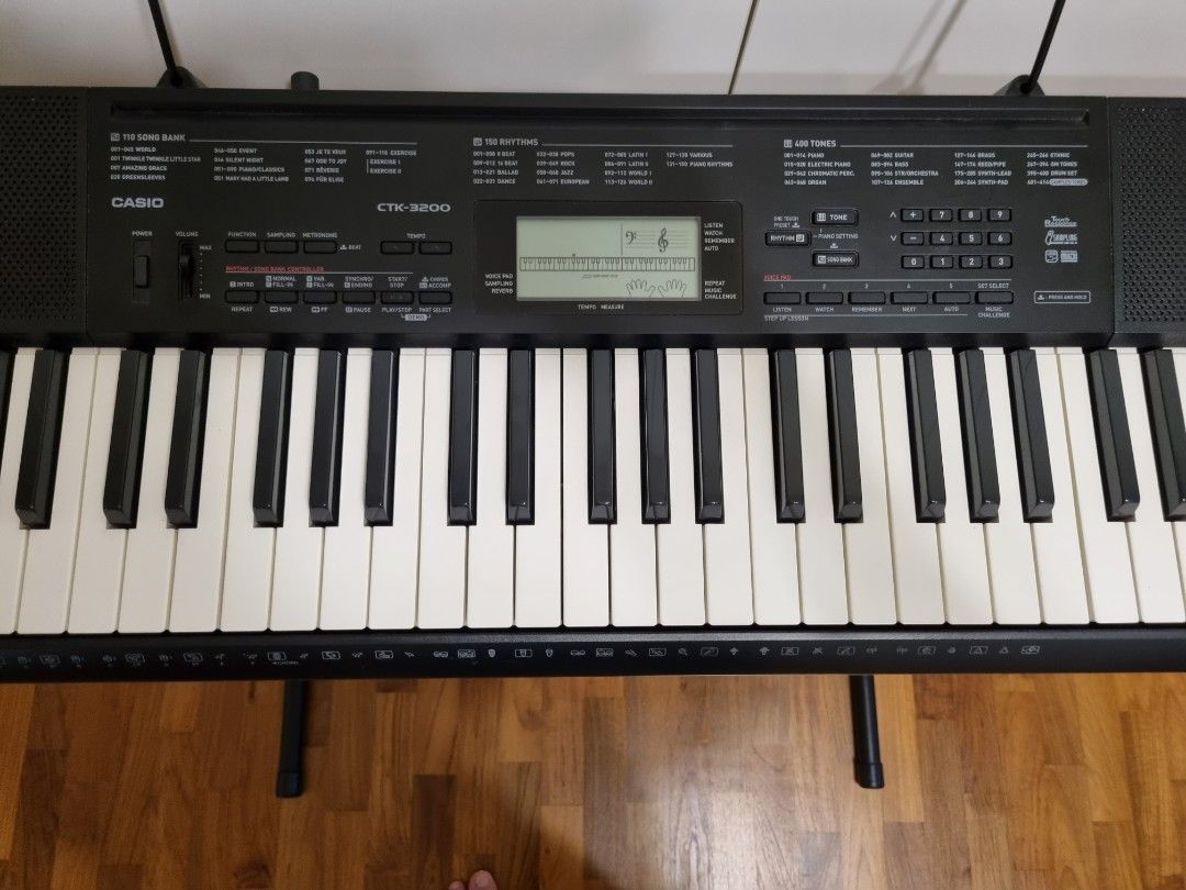 Casio keyboard CTK-3200, Hobbies & Toys, Music & Media, Musical ...