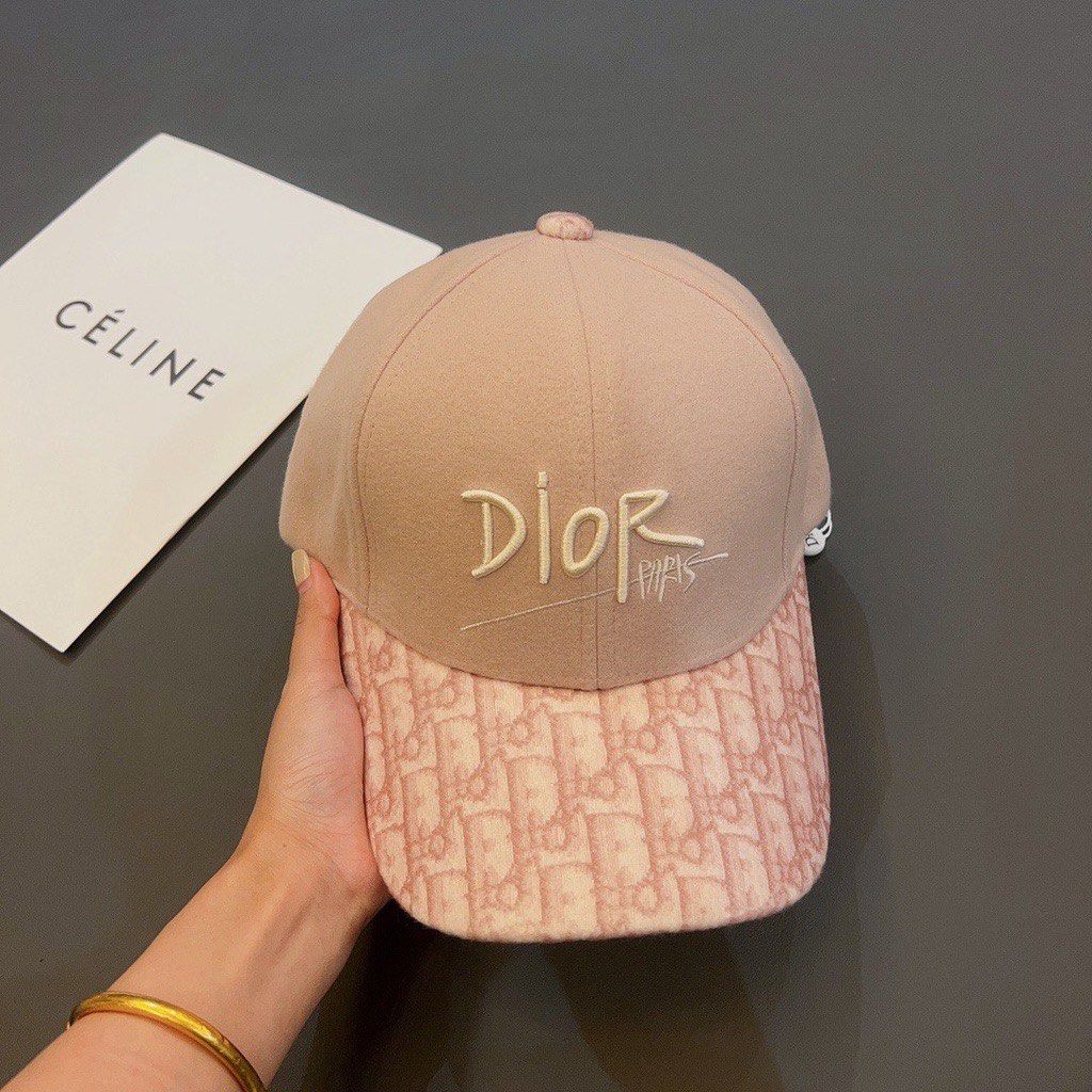 Christian Dior Premium Logo Caps (EXCLUSIVE), Men's Fashion, Watches ...