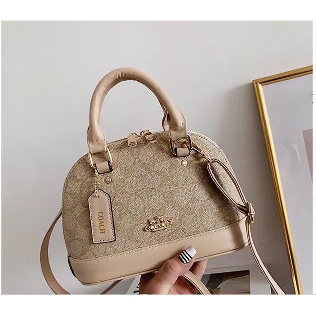 Coach Alma Bag, Olshop Fashion, Olshop Wanita di Carousell