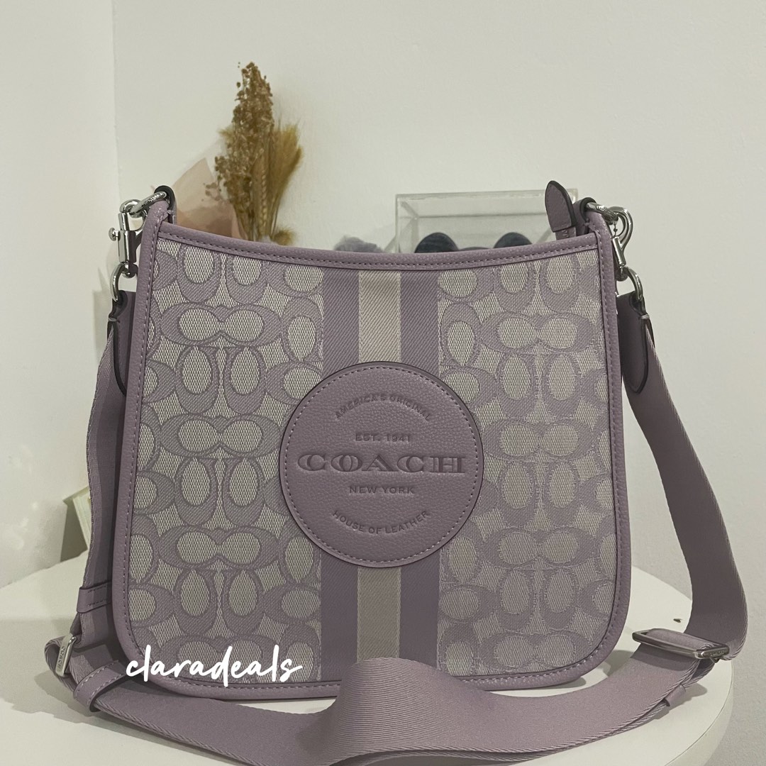 Coach Dempsey File Bag in Sig Jacquard, Women's Fashion, Bags & Wallets ...