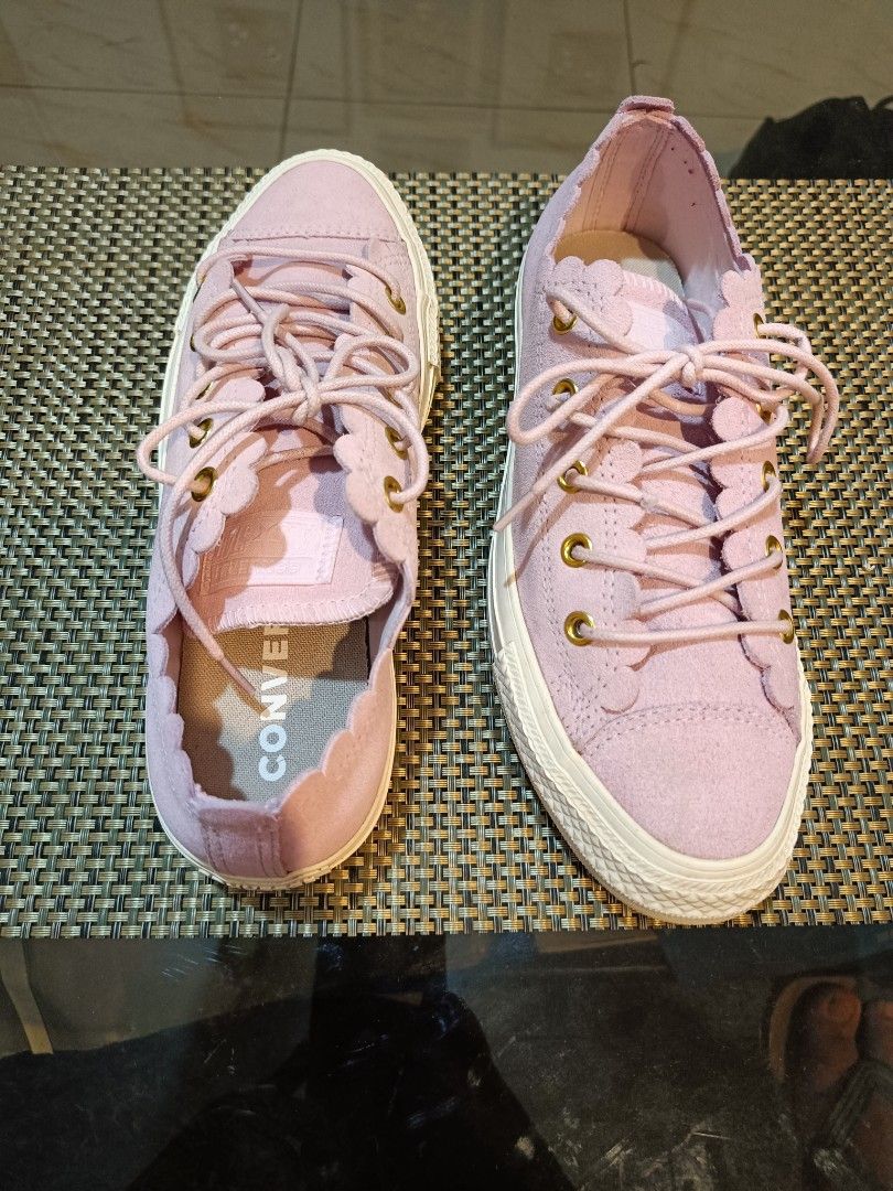 Converse Chuck Taylor All Star Low Frilly Thrills Pink, Women's Fashion ...
