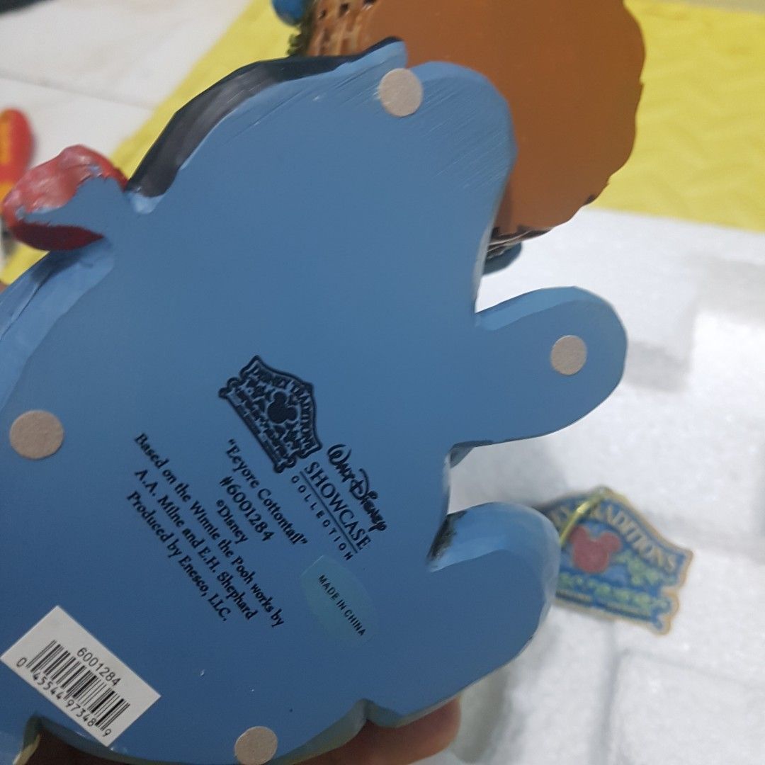 FIGUR DISNEY SHOWCASE Eeyore disney traditions by ENESCO, Toys ...