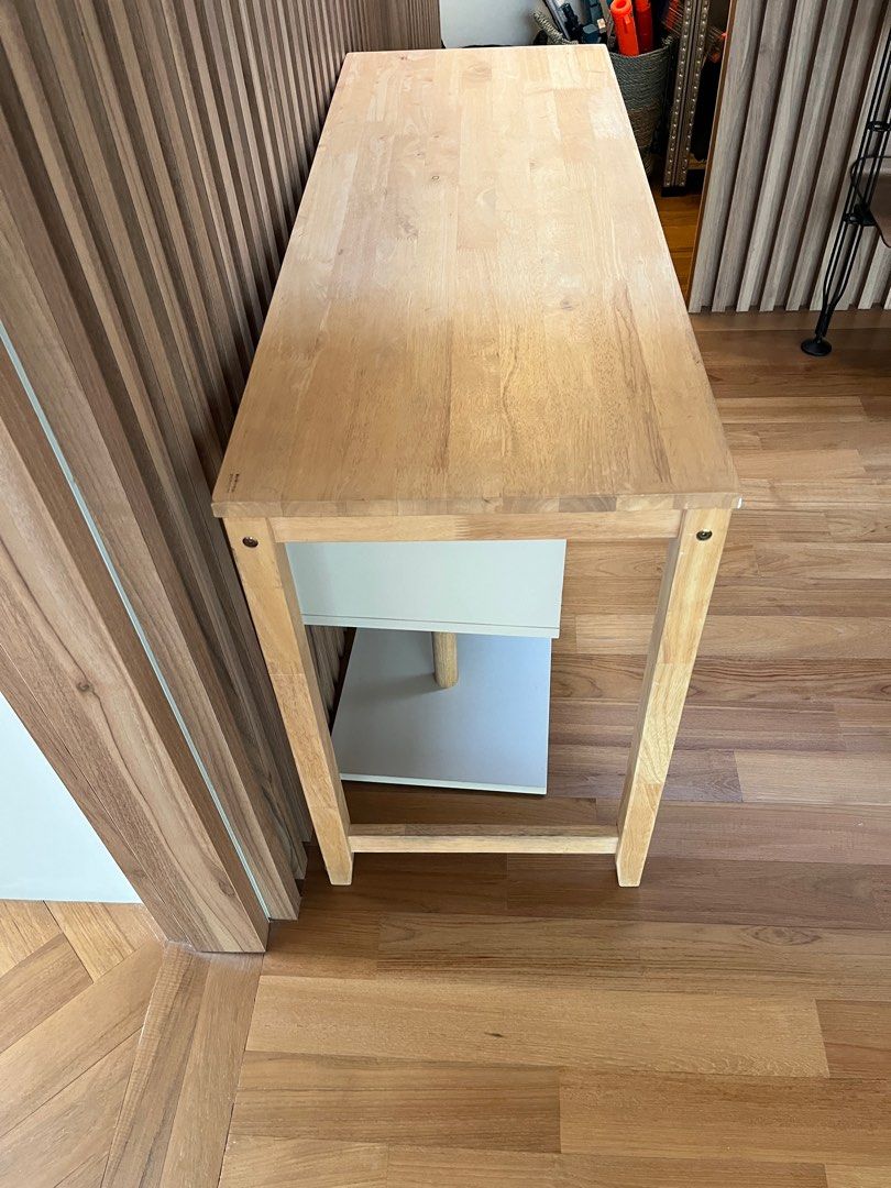 FOC Book shelf/display shelf, Furniture & Home Living, Furniture ...