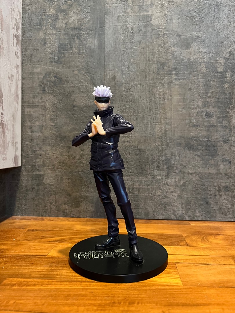 gojo figure, Hobbies & Toys, Toys & Games on Carousell