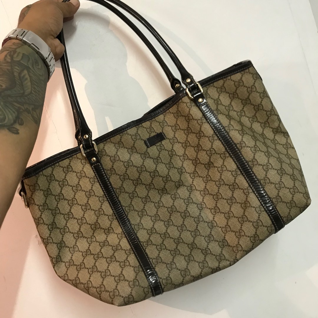 gucci, Luxury, Bags & Wallets on Carousell