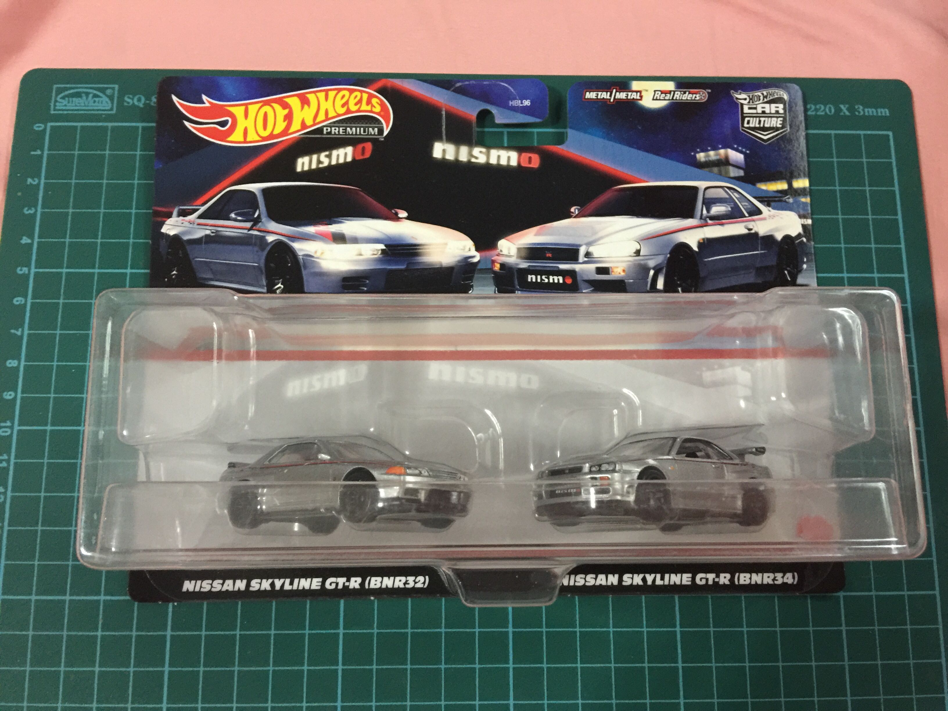 Hot Wheels Nismo Set Nissan R32 and R34, Hobbies & Toys, Toys & Games ...