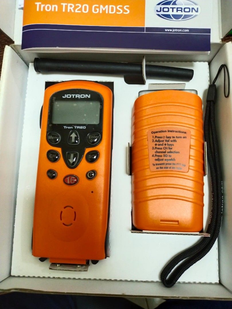 Jotron tr20 gmdss handheld vhf radio, Telepon Seluler & Tablet, Lainnya ...