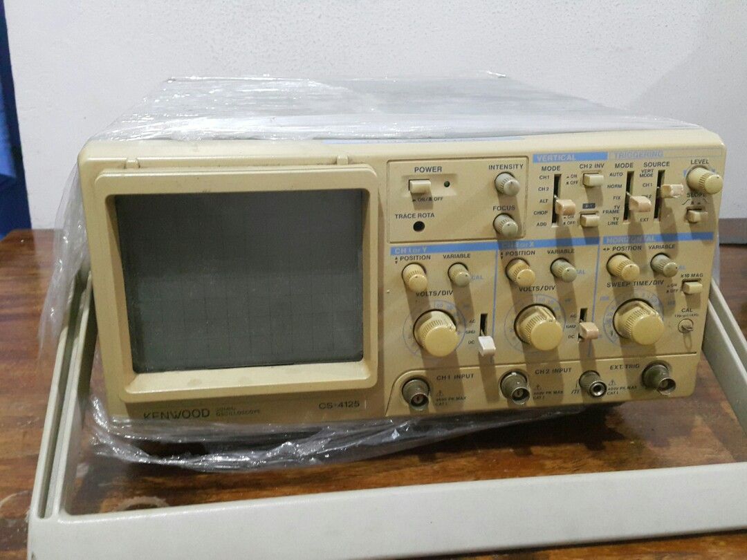 Kenwood CS4125 Oscilloscope Working, Audio, Other Audio Equipment on ...
