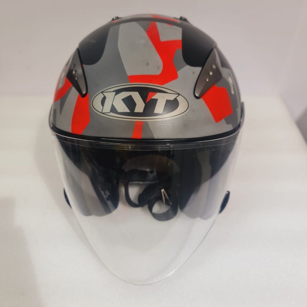 KYT HELLCAT MIMETIC MATT RED, Motorcycles, Motorcycle Apparel on Carousell