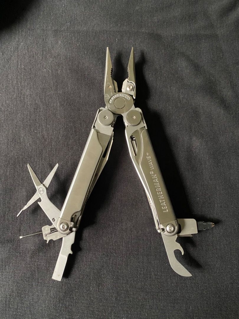 Leatherman wave plus, 2nd gen, with sheath, Commercial & Industrial ...