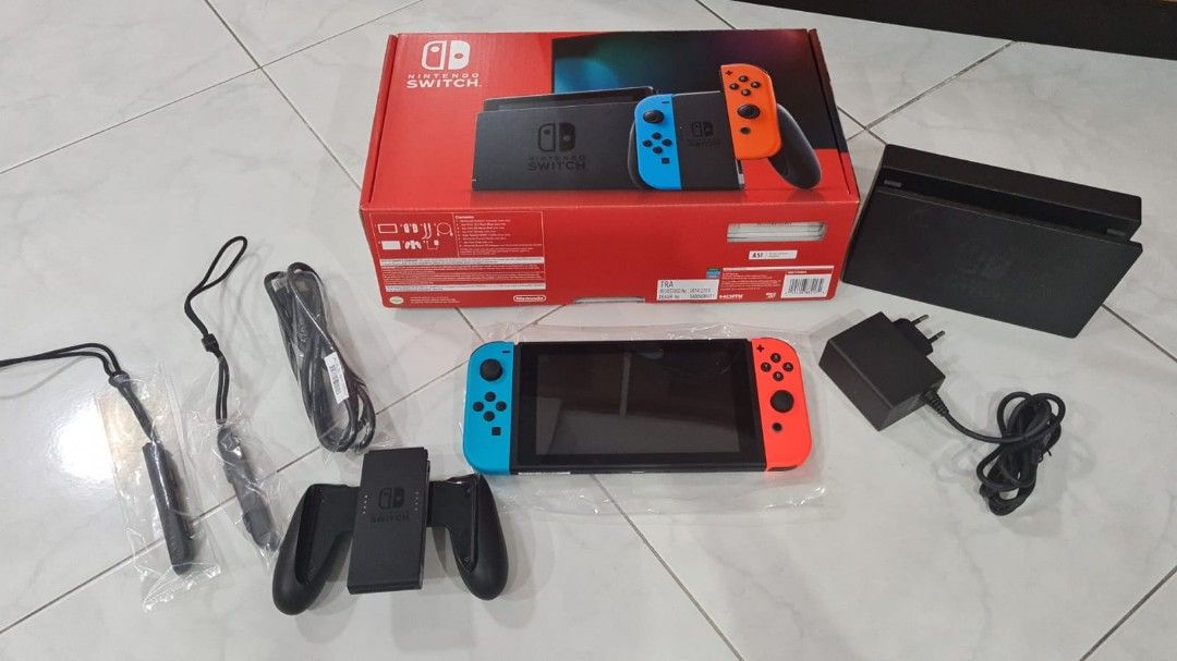 Like brand new Full set Nintendo, Video Gaming, Video Game Consoles ...