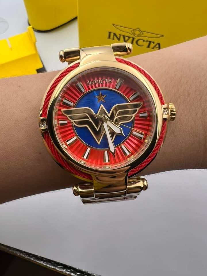 LIMITED EDITION INVICTA WONDER WOMAN 40mm, Women's Fashion, Watches ...