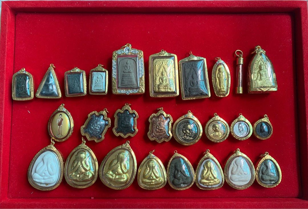 Lp Toh amulet, Hobbies & Toys, Memorabilia & Collectibles, Religious ...