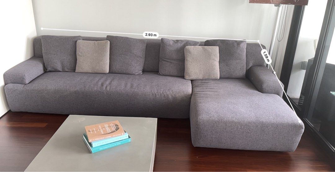 Modern, high-quality couch sofa (3m x 1.6m), Furniture & Home Living ...