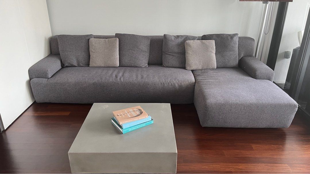 Modern, high-quality couch sofa (3m x 1.6m), Furniture & Home Living ...