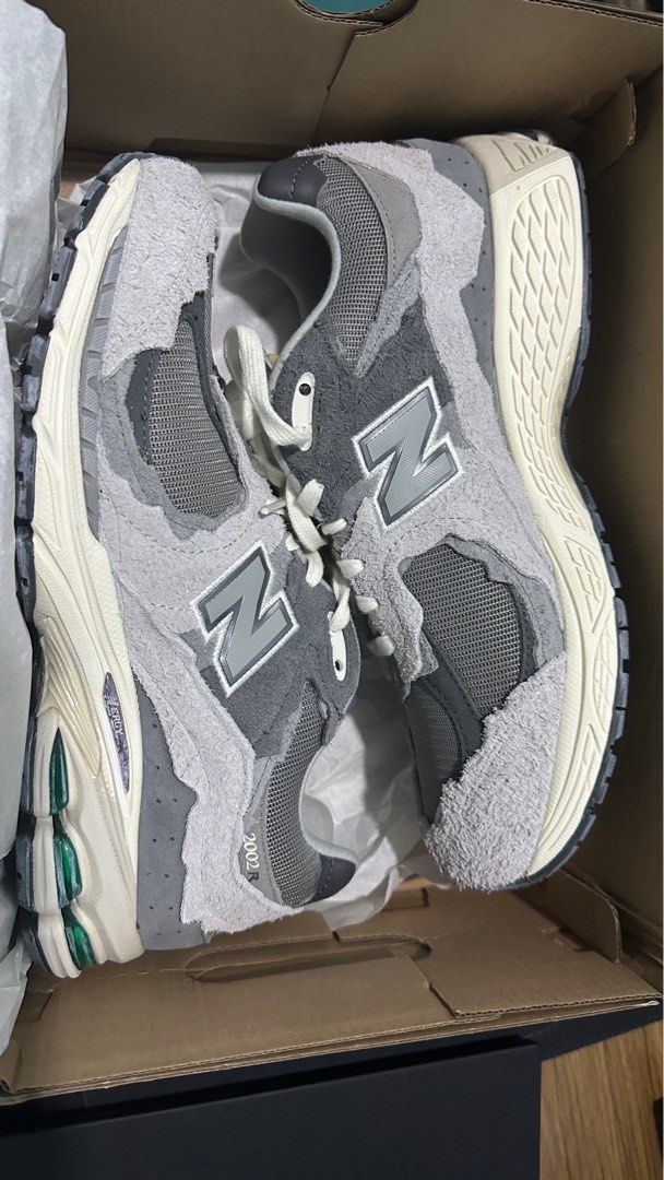 New Balance 2002r Rain Cloud Protection Pack, Men's Fashion, Footwear ...