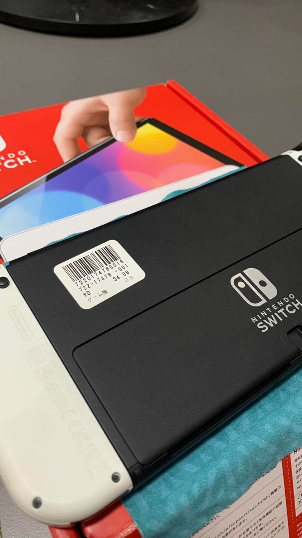 NINTENDO SWITCH OLED MODEL WHITE - second hand, Video Gaming, Video ...