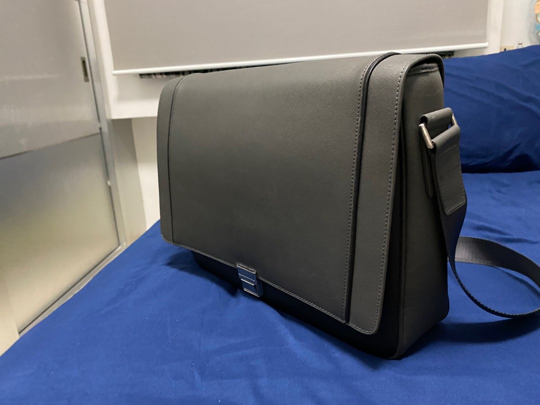 Pedro Messenger Bag, Men's Fashion, Bags, Briefcases on Carousell