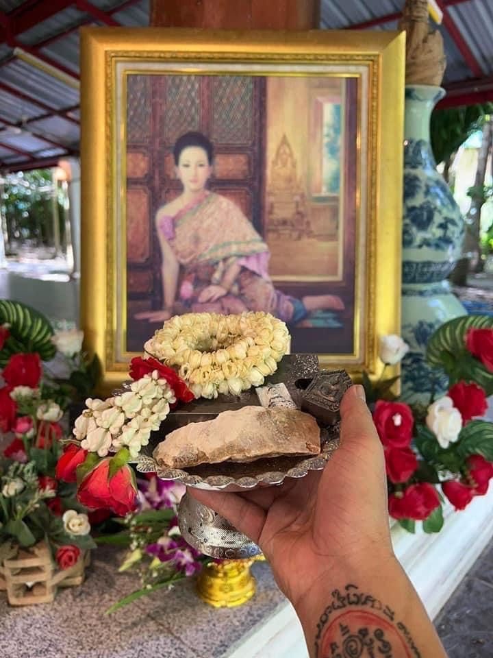 Phra Khun Paen Mae Mani Fah Yad AC Waen, Hobbies & Toys, Memorabilia ...