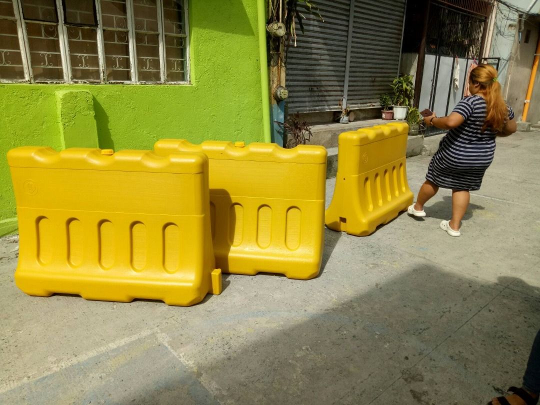 plastic barrier BRB- classic, Commercial & Industrial, Construction ...