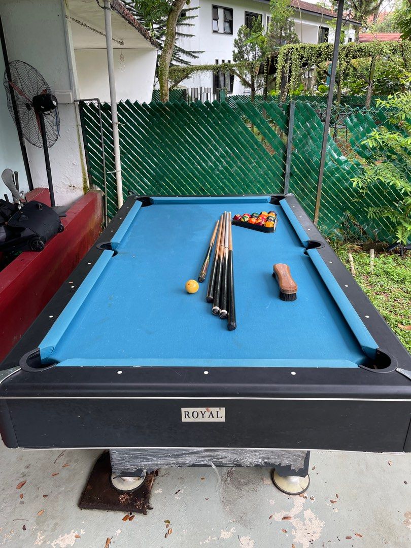 Pool table with new Aramith Pure Phenolic Pool Balls Regulation Belgian ...