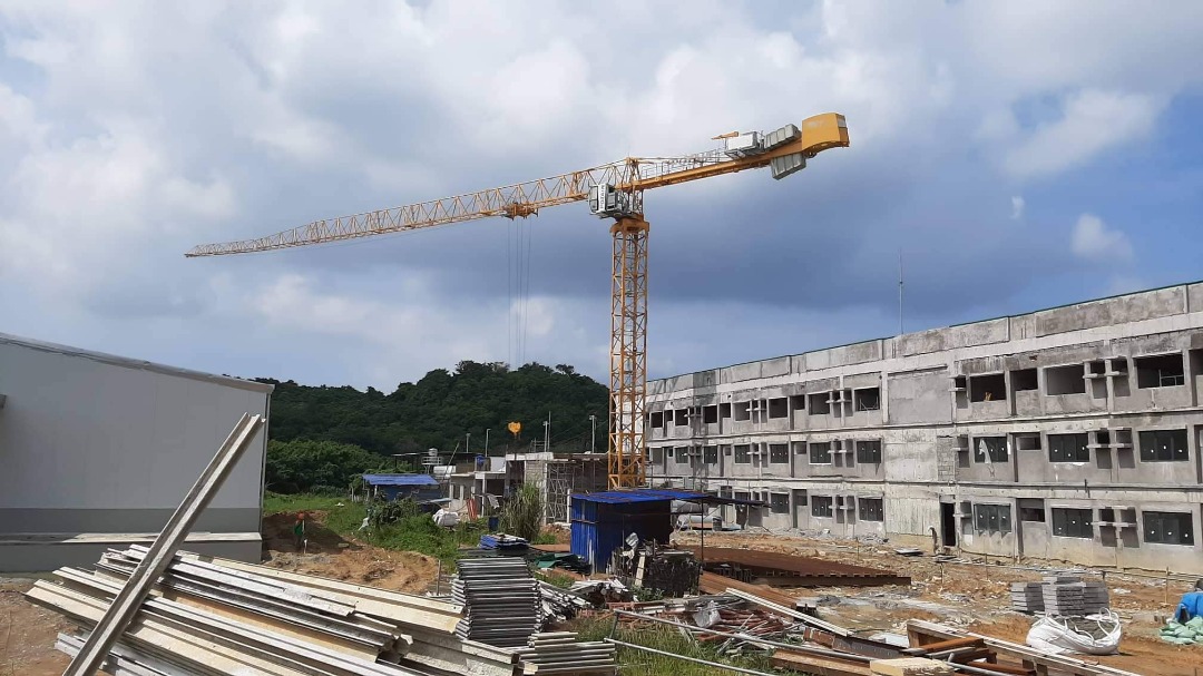 Potain "Topless" Tower Crane Model: MCT205 2015, Commercial & Industrial, Construction ...