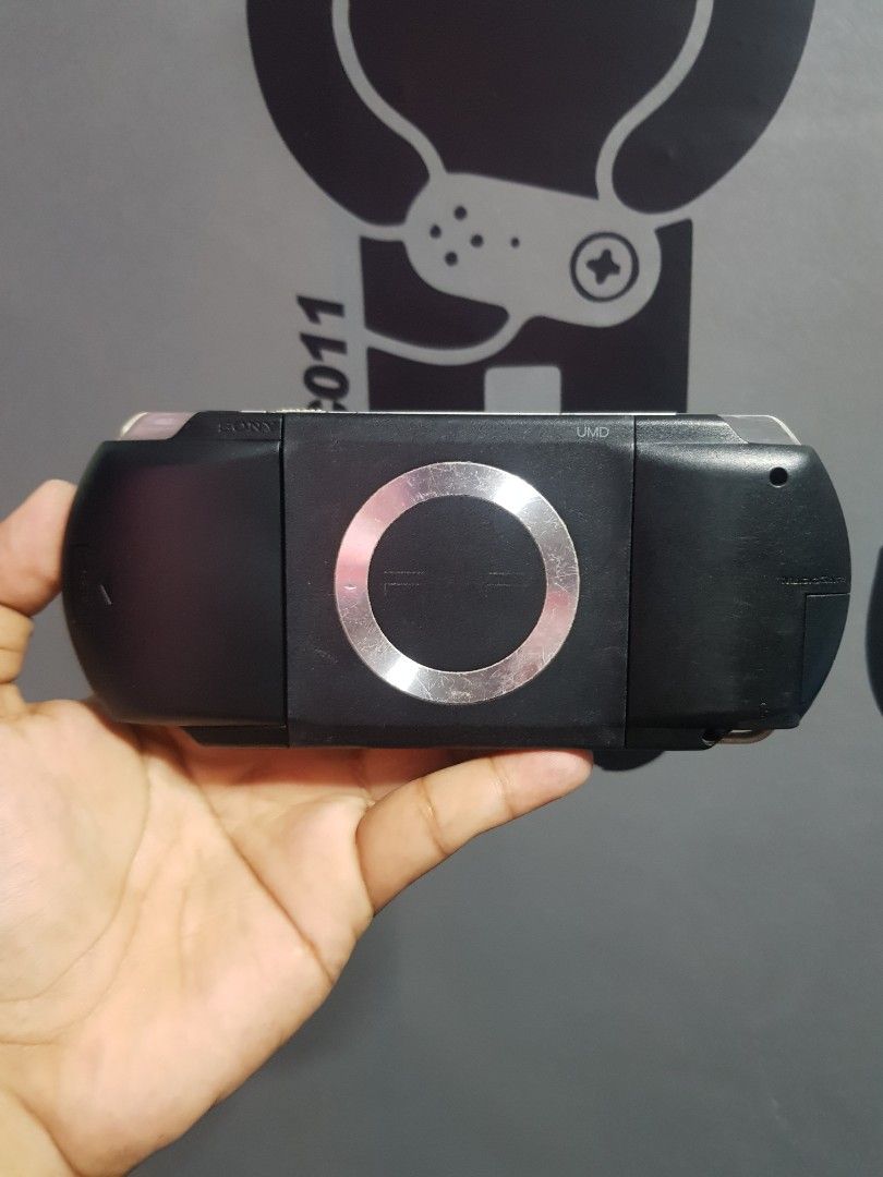 PSP Fat 1000 Series 8GB, Video Gaming, Video Game Consoles, PlayStation ...