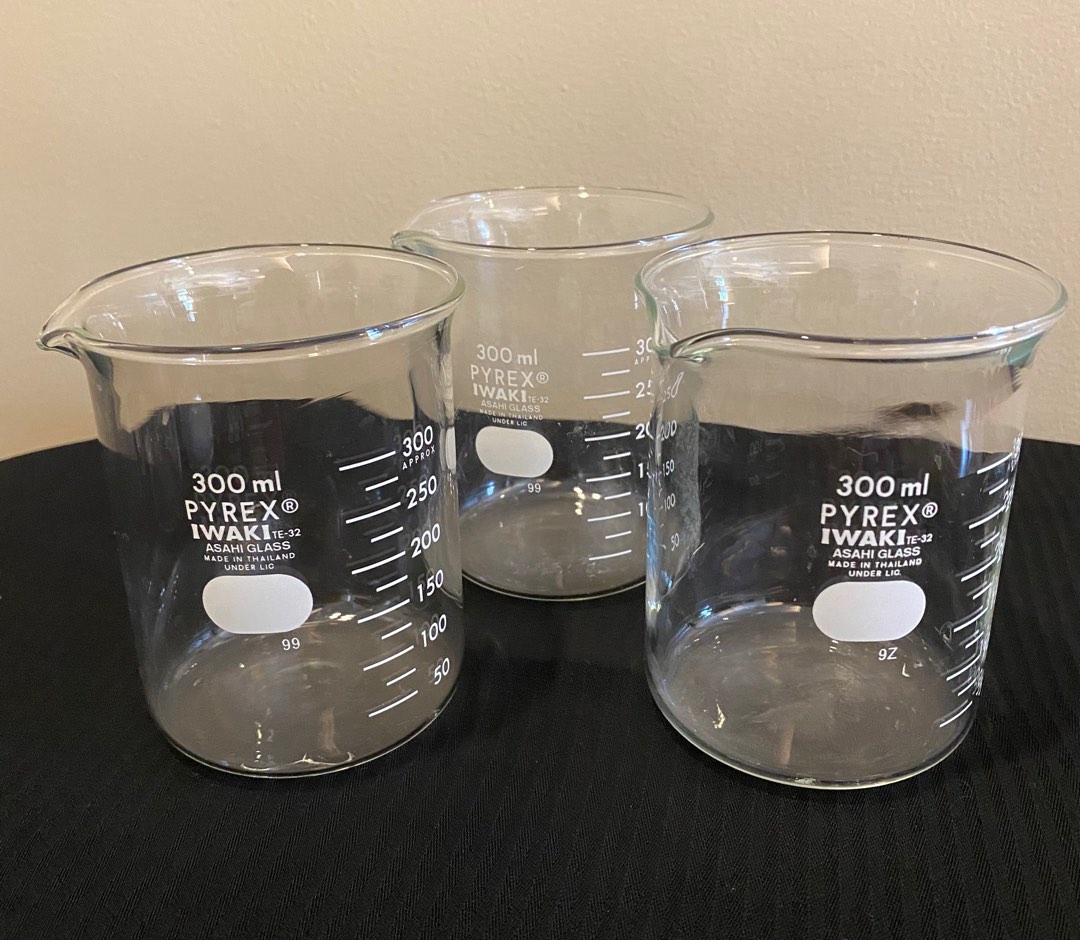 Pyrex glass beaker set of 3, Furniture & Home Living, Kitchenware ...