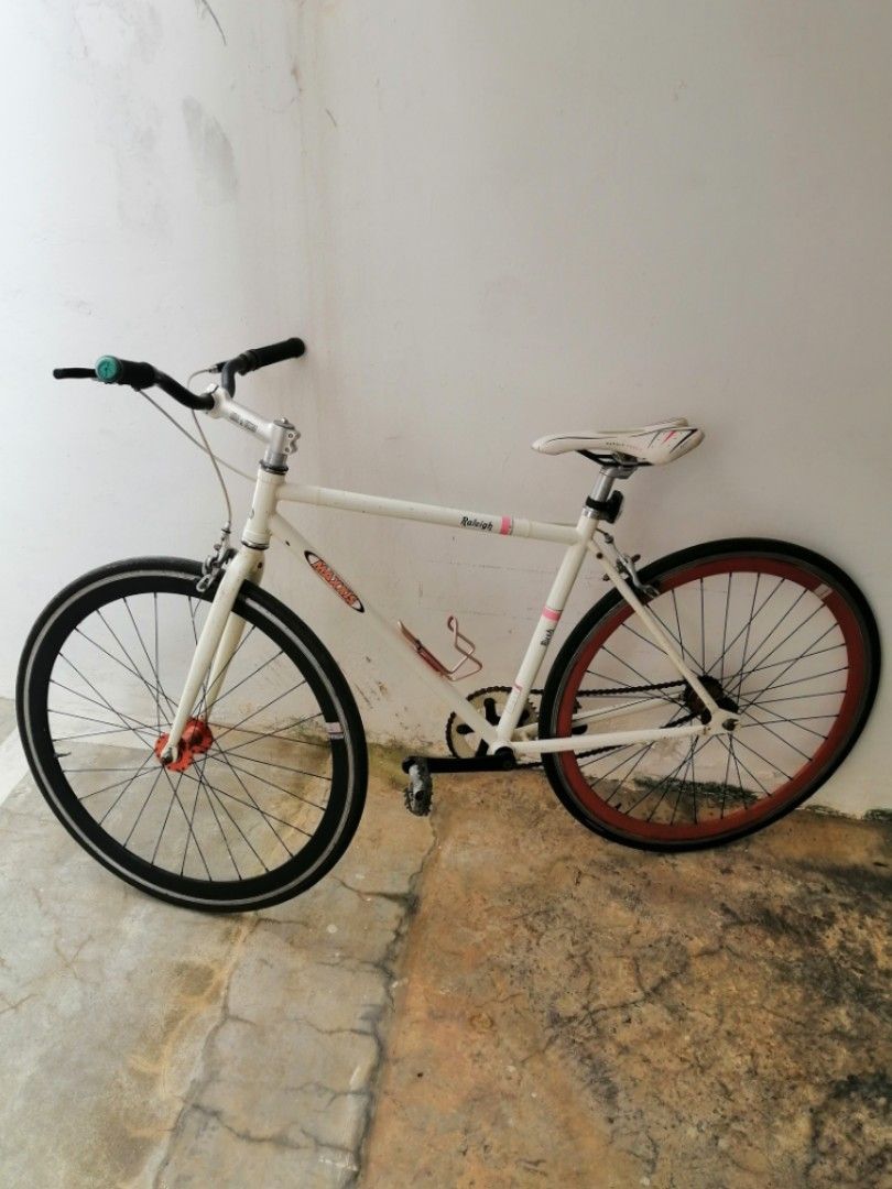 Raleigh fixie/single speed bicycle, Sports Equipment, Bicycles & Parts ...