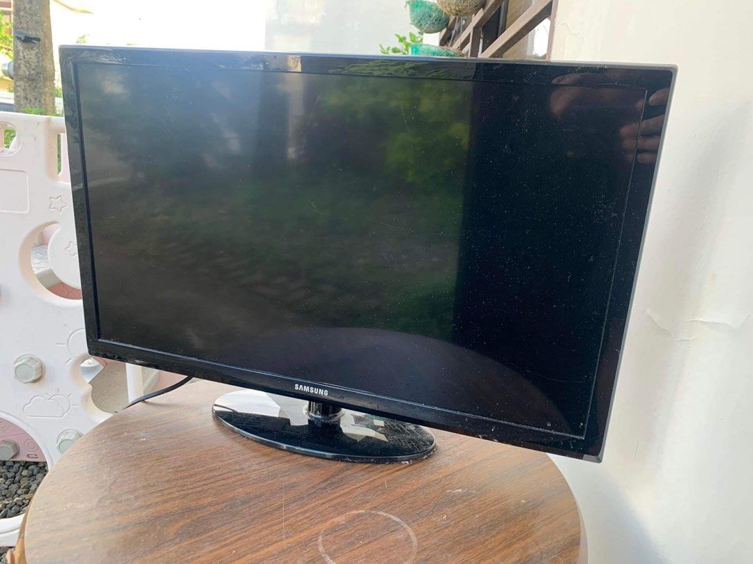 Samsung UA23F4003AR 23 inch LED HD-Ready TV, TV & Home Appliances, TV ...