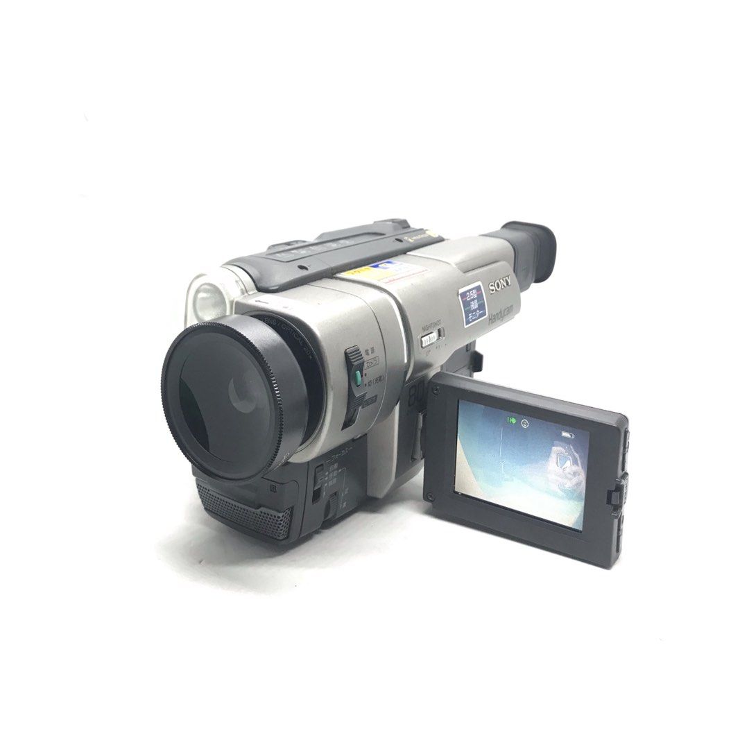 Sony Handycam CCD-TRV80 Hi8, Photography, Video Cameras on Carousell