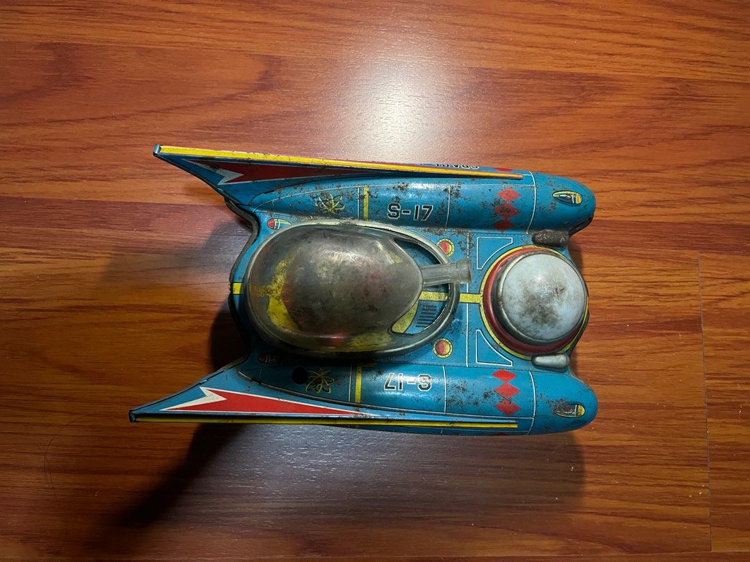 SPACEMAN TOY VINTAGE YEAR 1960, Hobbies & Toys, Toys & Games on Carousell