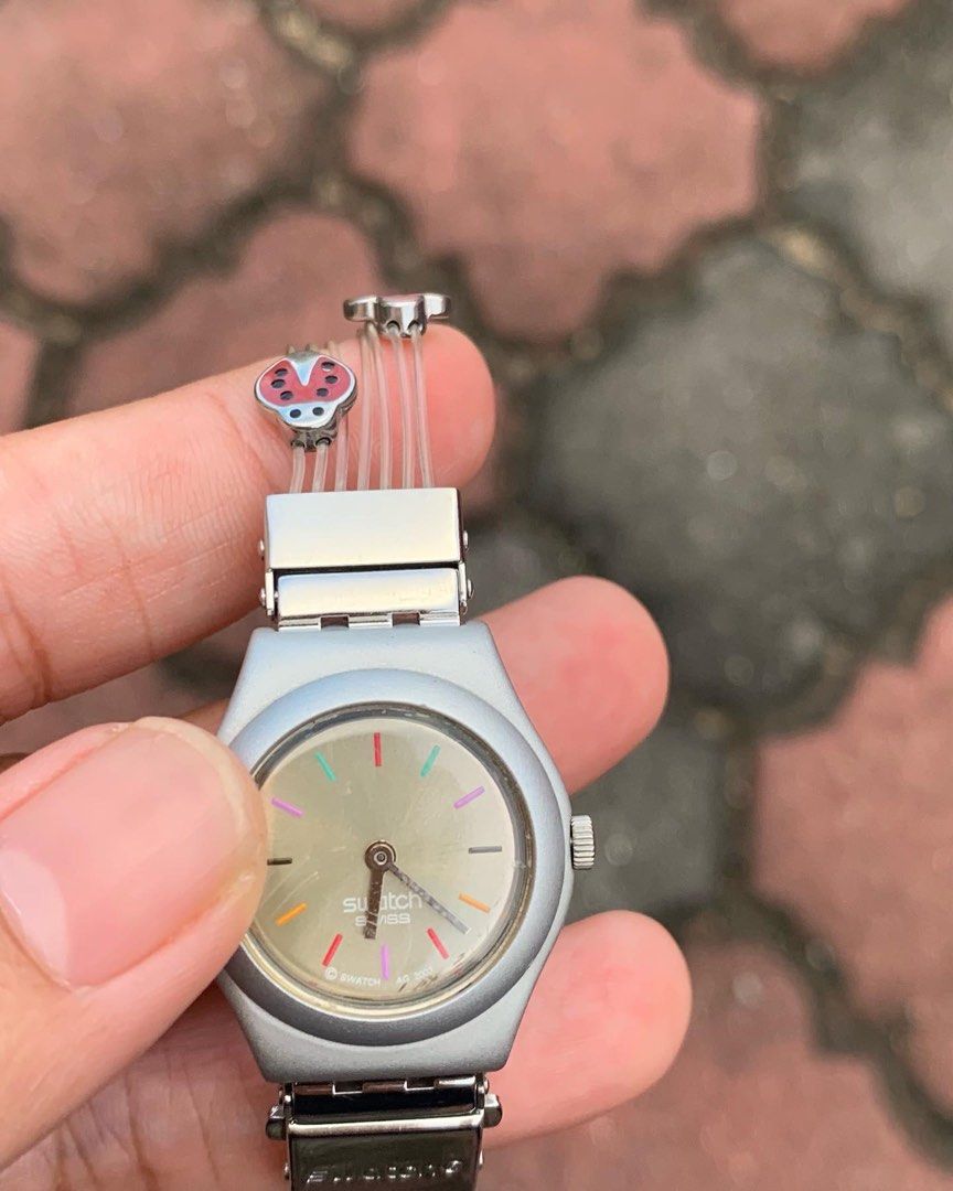 SWATch ladies 2000s, Women's Fashion, Watches & Accessories, Watches on ...