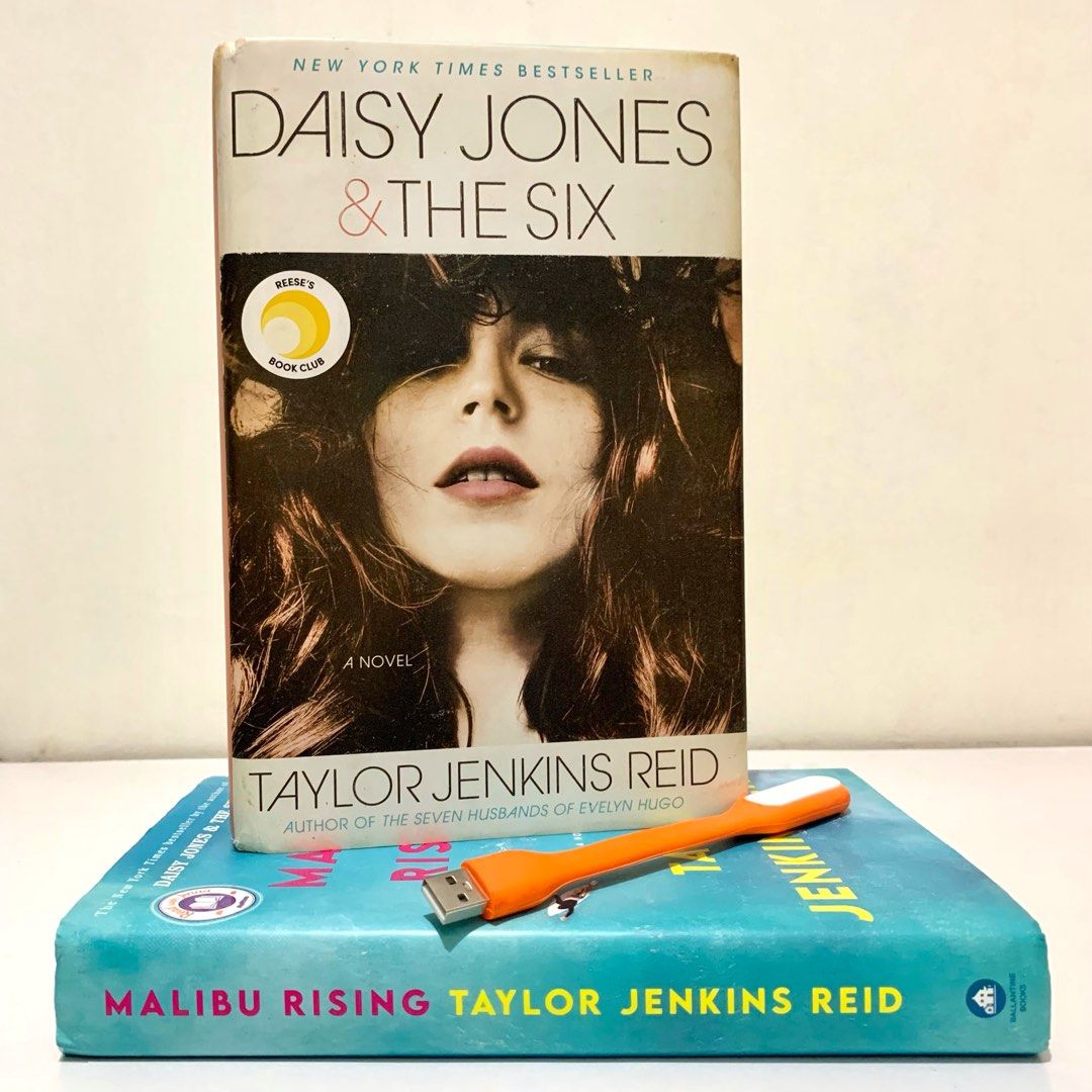 Taylor Jenkins Reid Hardcover Bundle (Daisy Jones & The Six, Malibu ...