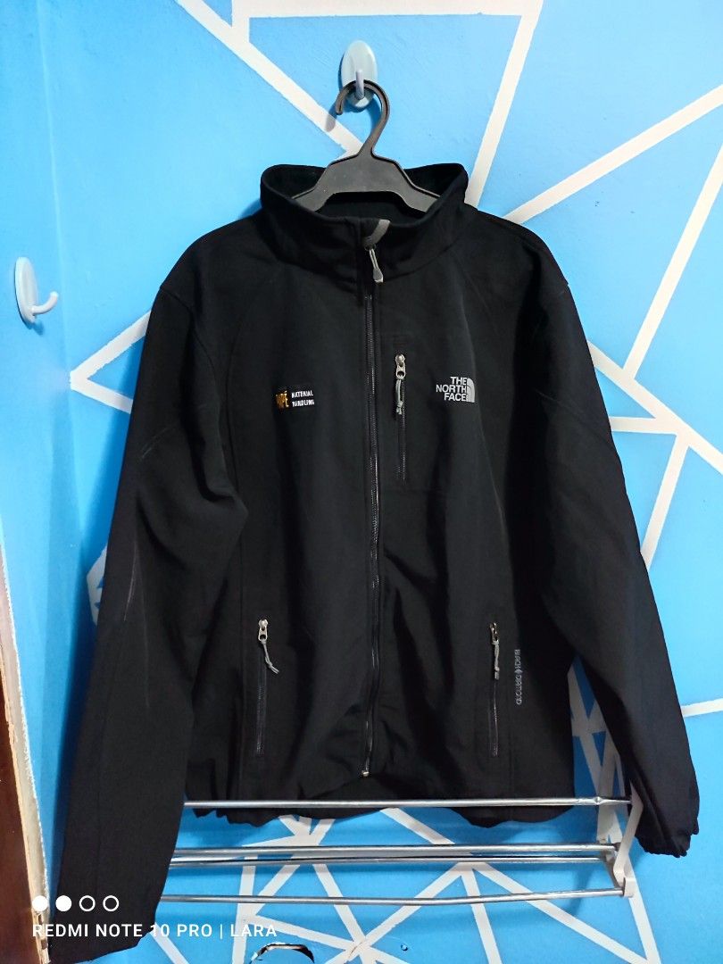 TNF Jacket, Men's Fashion, Coats, Jackets and Outerwear on Carousell