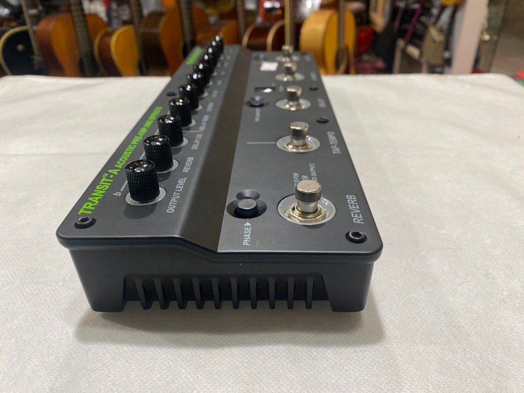 Trace Elliot Transit A Acoustic Preamp Pedal with carry bag, Hobbies ...