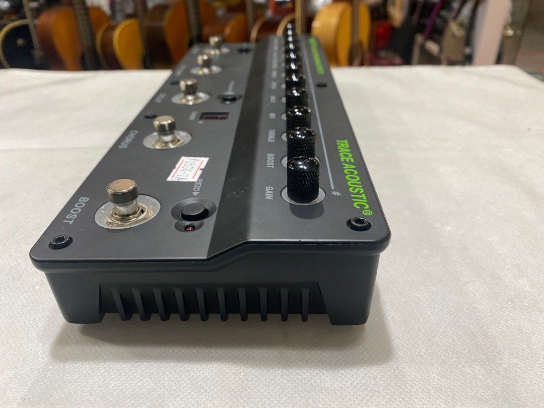 Trace Elliot Transit A Acoustic Preamp Pedal with carry bag, Hobbies ...