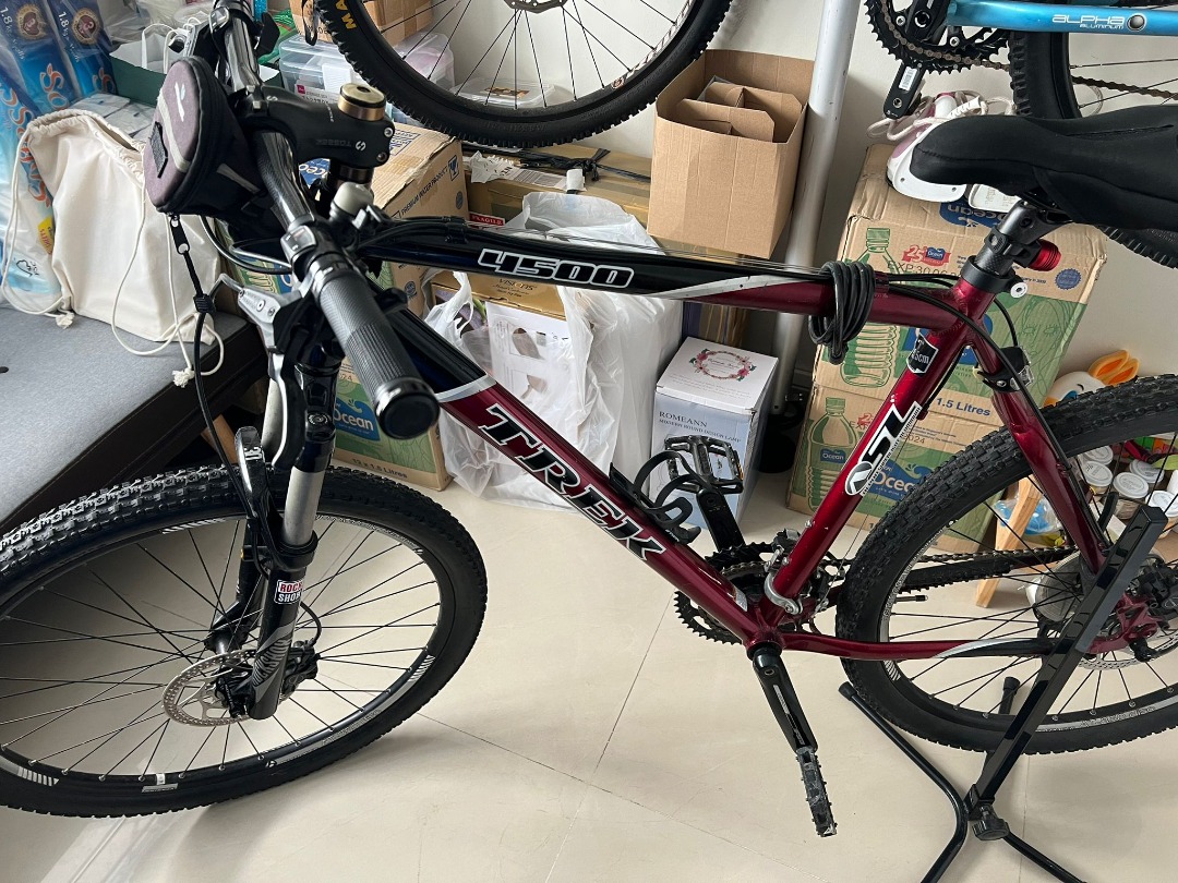 Trek 4500, Sports Equipment, Bicycles & Parts, Bicycles on Carousell