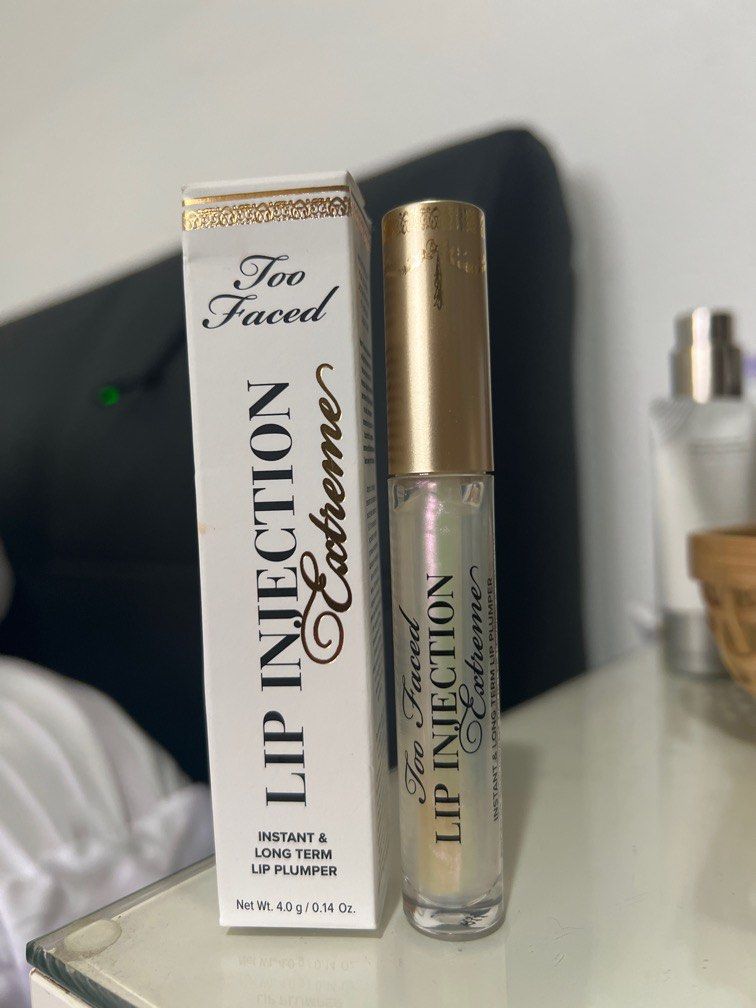 Two Faced Lip Injection Extreme, Beauty & Personal Care, Face, Makeup ...
