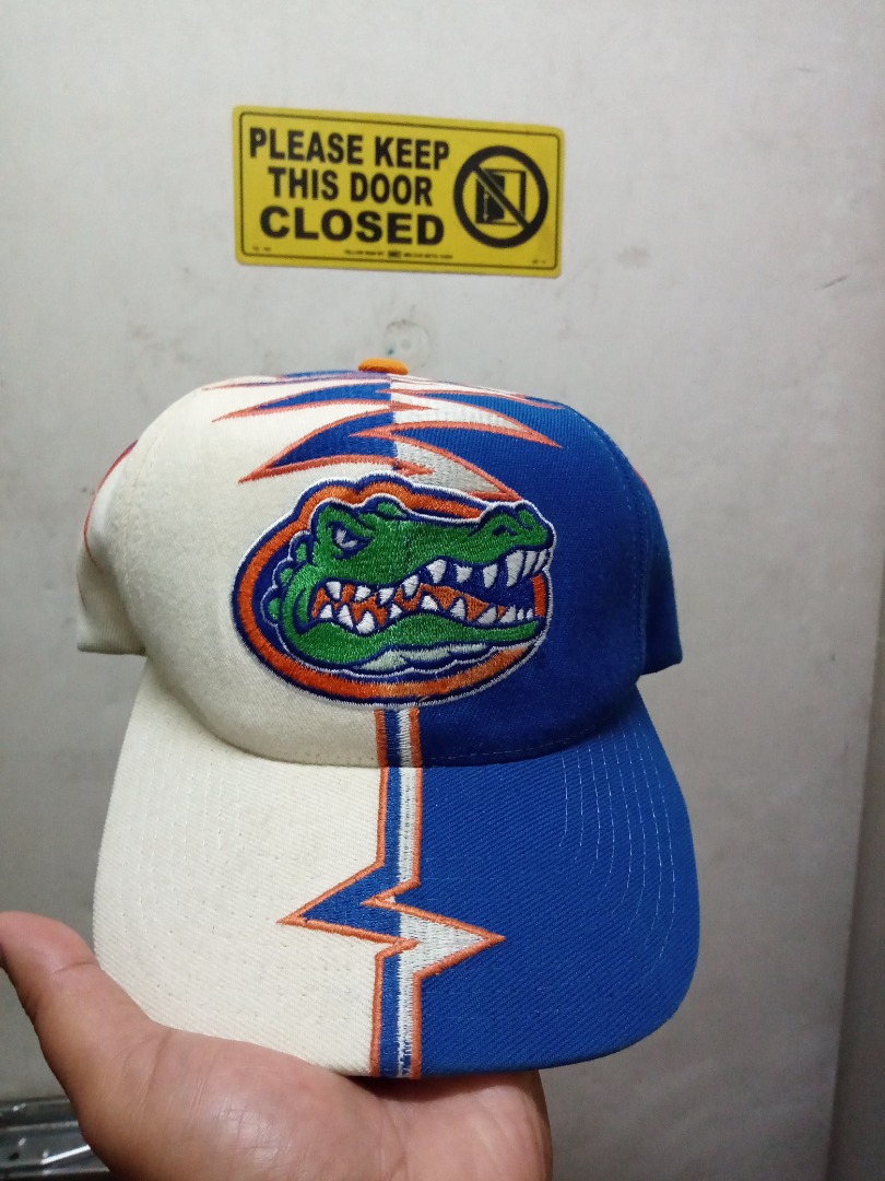 VINTAGE FLORIDA GATORS SHOXKWAVE, Men's Fashion, Watches & Accessories ...