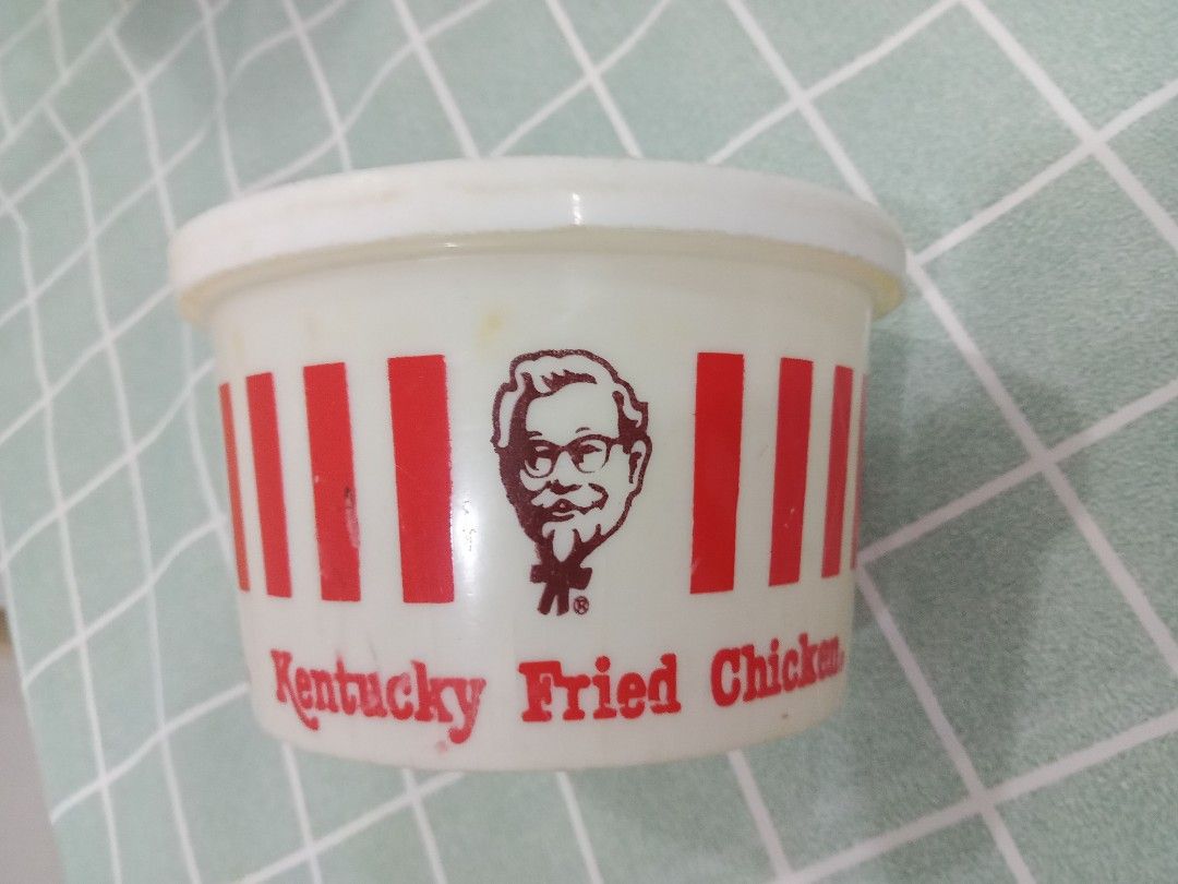 Vintage KFC Plastic Food Container, Hobbies & Toys, Collectibles ...