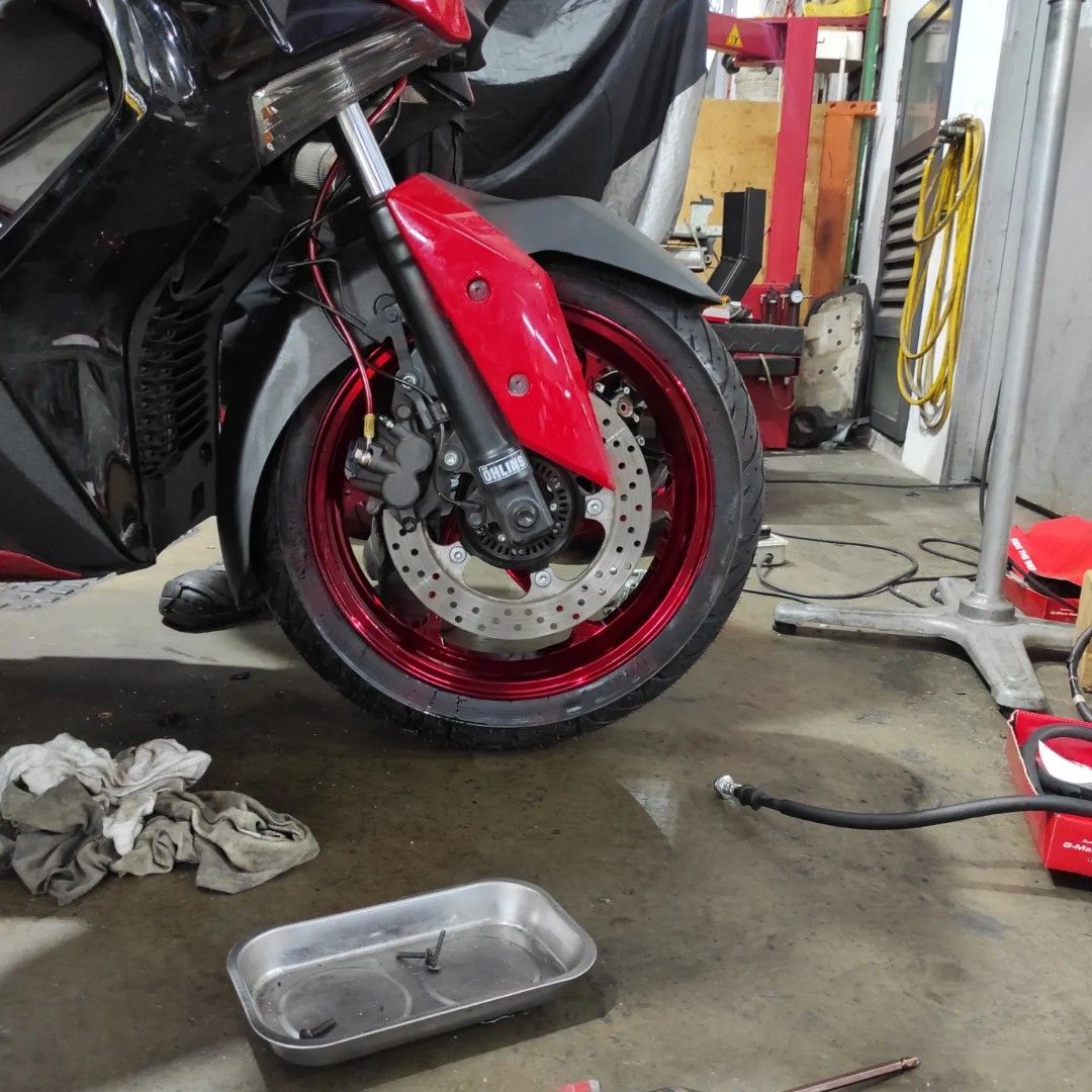 XMAX CNC ALUMINIUM AFTERMARKET RED RIMS, Motorcycles, Motorcycle ...
