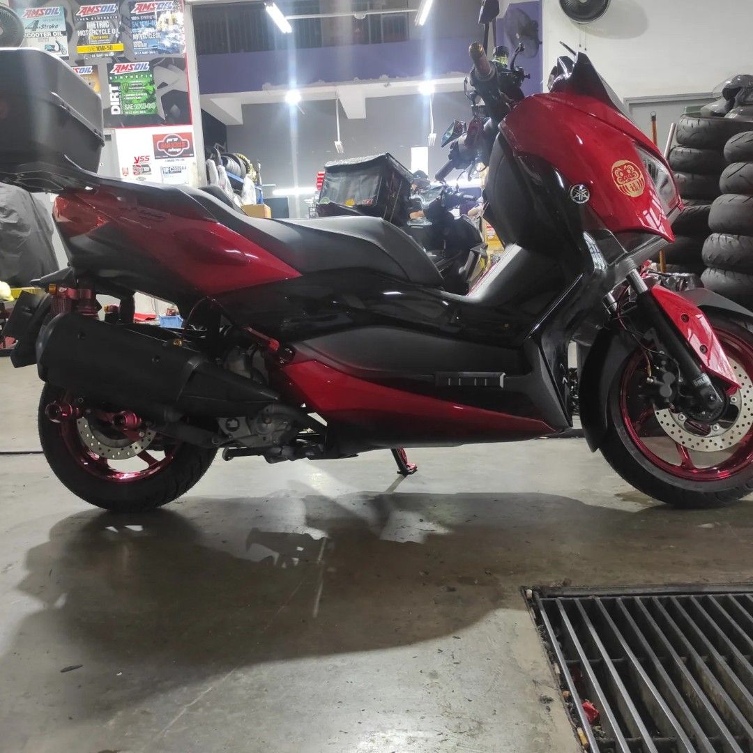 XMAX CNC ALUMINIUM AFTERMARKET RED RIMS, Motorcycles, Motorcycle ...