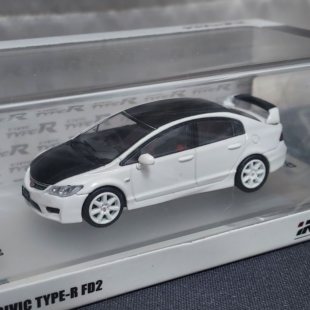 1/64 Honda Civic Type-R (FD2) carbon hood yellow and white, Hobbies ...